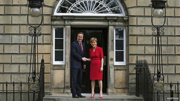 Caution on both sides at first meeting of Cameron and Sturgeon - BBC News