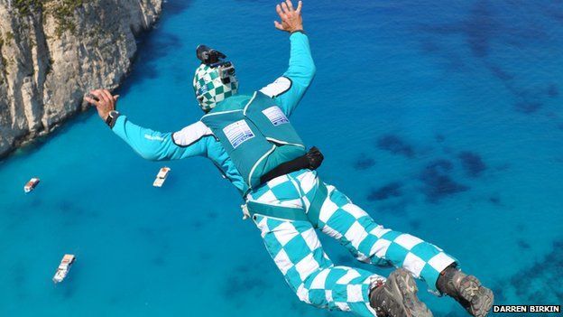 Base jumper Dan Witchalls: 'Why I risk my life' - BBC News