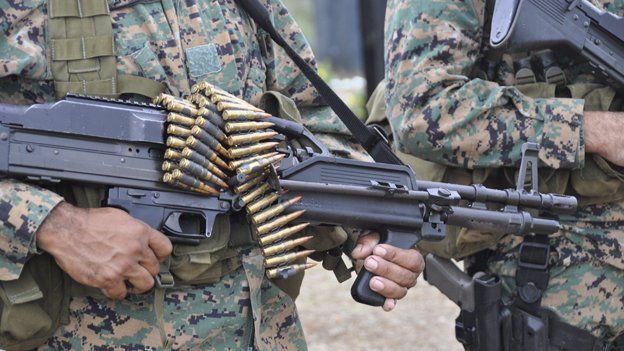 'No peace dividend' for Panama border force - BBC News