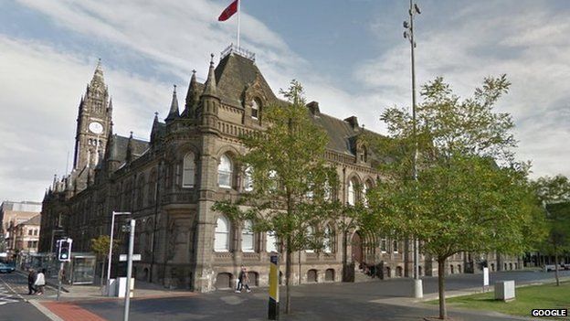 Middlesbrough Council improves school support says Ofsted - BBC News