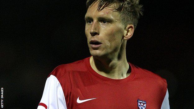 York City release veteran defender Daniel Parslow - BBC Sport