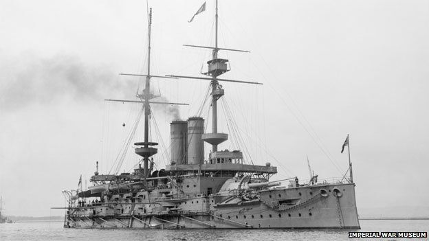 Cornwall centenary memorial service for HMS Goliath sailors - BBC News