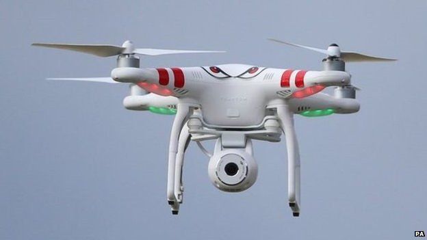 Royal Navy uses HMS Diamond ship for drone trial - BBC News