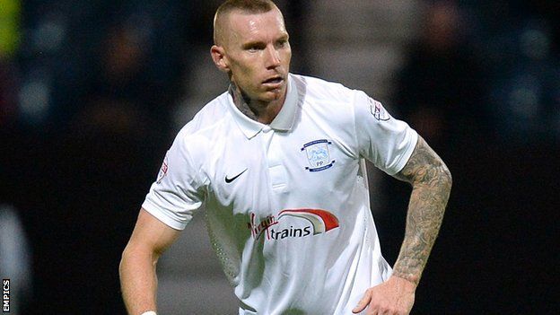 Jack King: Scunthorpe United sign midfielder - BBC Sport
