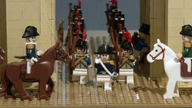 Napoleon's Waterloo hat sold on anniversary of battle - BBC News