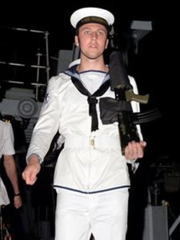 Seychelles police investigate UK navy sailor death - BBC News