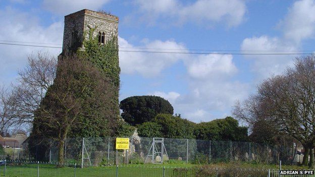 'Yoda' stone head found at Hopton church, Norfolk - BBC News