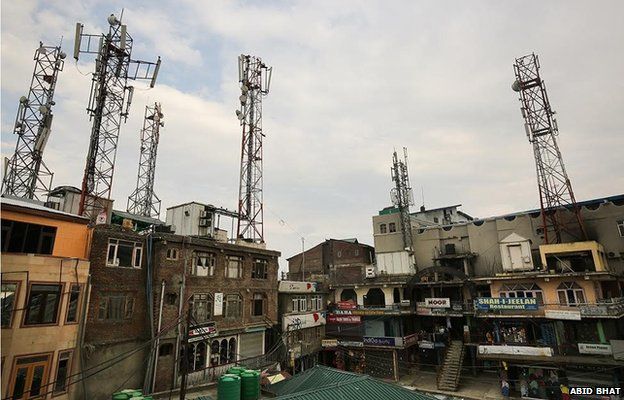 Why are mobile phone towers being targeted in Kashmir? - BBC News