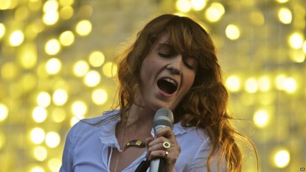 Florence album goes straight to number one - BBC News