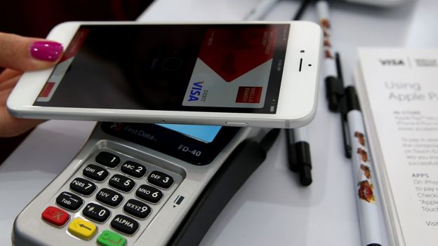 Mastercard testing facial recognition security app - BBC News