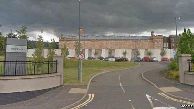 Report criticises 'extremely cramped' Perth prison - BBC News