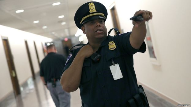 Parts of White House and Senate evacuated after bomb threats - BBC News