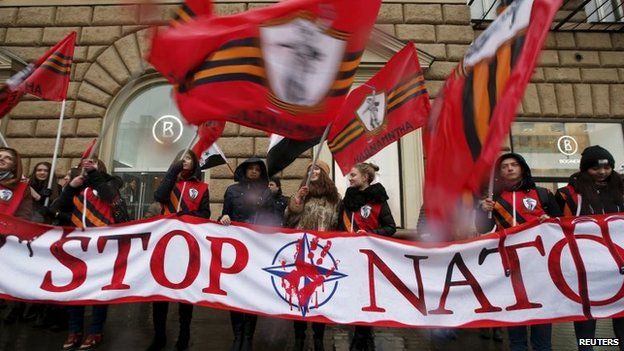 Poll finds Nato's Europeans wary of Russia confrontation - BBC News