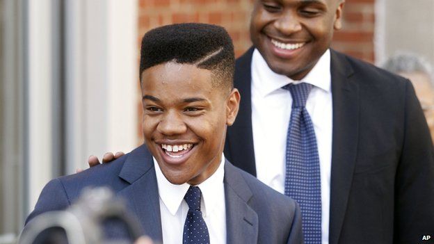 Martese Johnson: No charges against Virginia student - BBC News