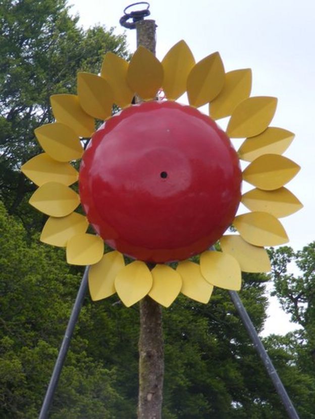 In pictures: Eden Festival on the Raehills Estate - BBC News