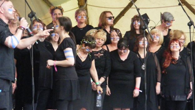 In pictures: Eden Festival on the Raehills Estate - BBC News