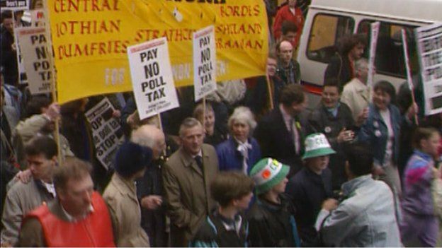 Trade Union Bill 'is this generation's poll tax moment' - BBC News