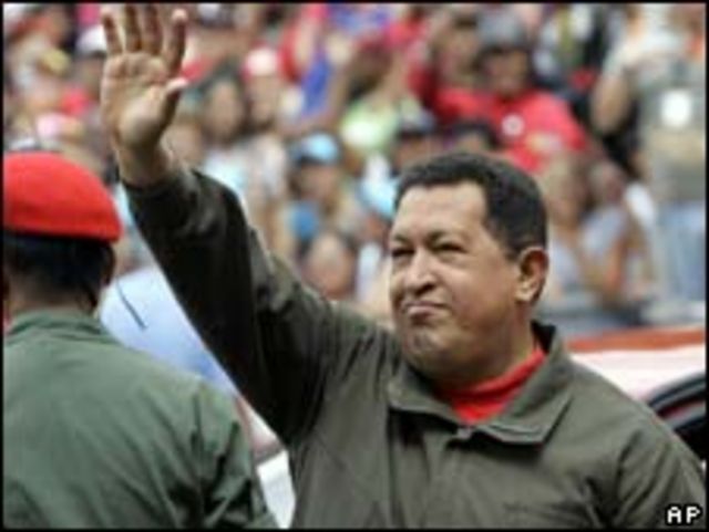 Vitória limitada impede radicalização de governo Chávez - BBC News Brasil