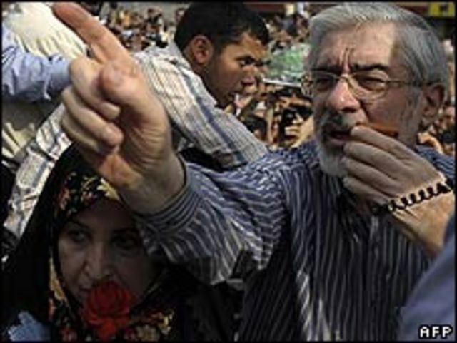 Mousavi nega apoio a recontagem parcial no Irã - BBC News Brasil