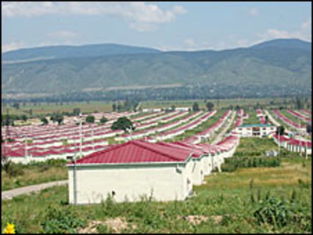 После войны: как живут беженцы из Южной Осетии - BBC News Русская служба