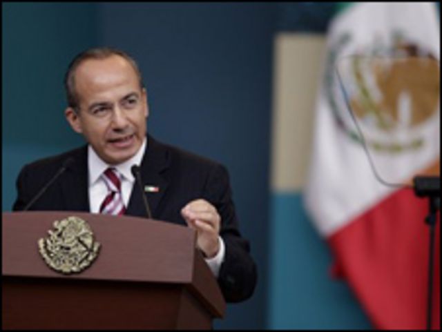 Calderón aceita renúncia de protagonista na guerra contra o ...