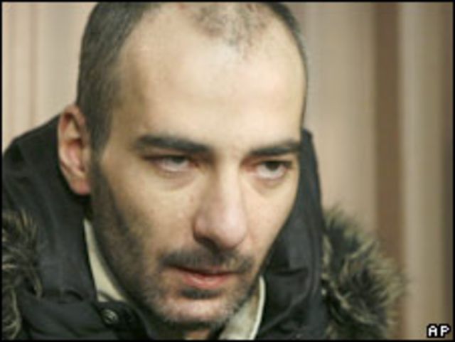 Защита Алексаняна требует лечения подзащитного в Европе - BBC News ...