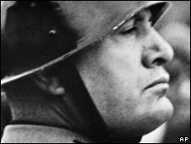 Мозг Муссолини "выставлен на продажу в интернете" - BBC News Русская служба