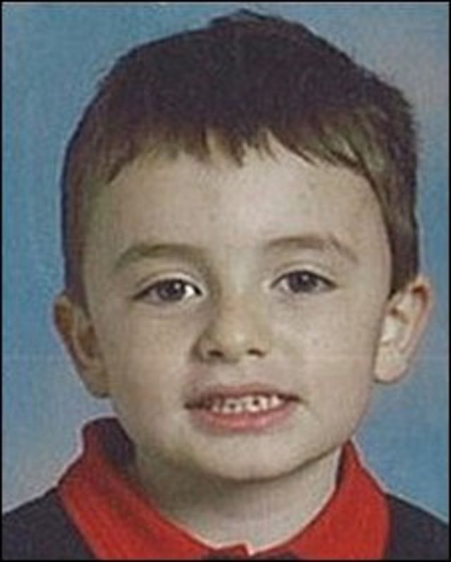 Criança britânica é diagnosticada com esclerose múltipla aos 5 anos ...