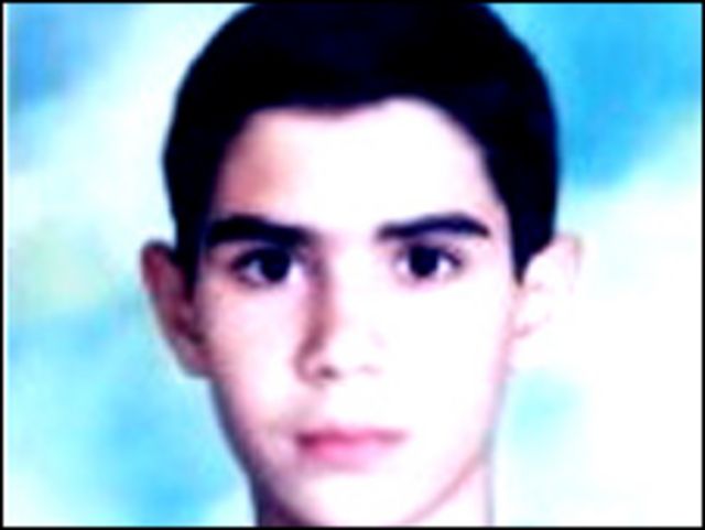 نوجوان ایرانی محکوم به اعدام آزاد شد - BBC News فارسی