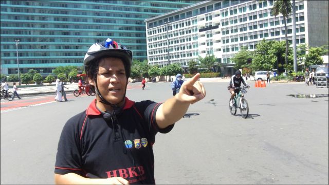 Ketika Jalan Sudirman tanpa mobil dan motor - BBC News Indonesia