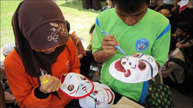 Festival Topeng Nusantara - BBC News Indonesia