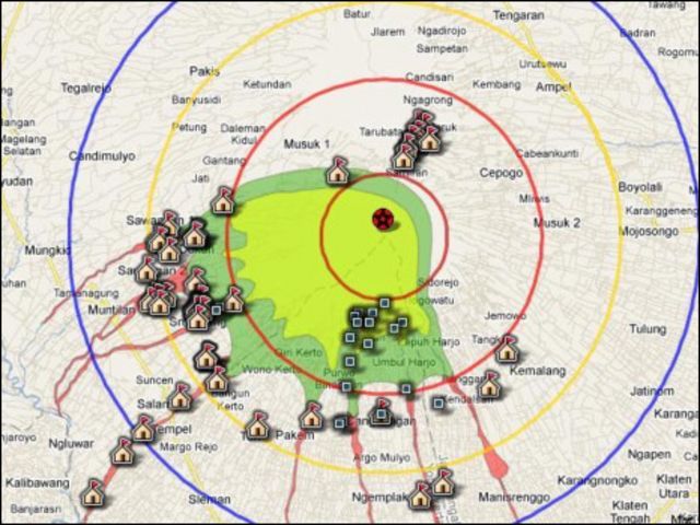 Zona bahaya Merapi masih 20 km - BBC News Indonesia