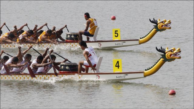 Foto tim perahu naga Indonesia berjaya di Guangzhou - BBC News Indonesia