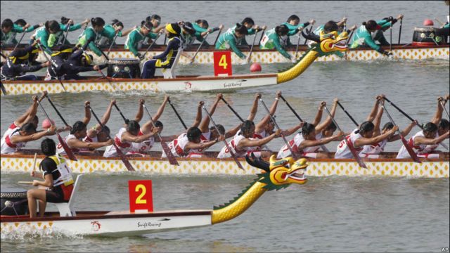 Foto tim perahu naga Indonesia berjaya di Guangzhou - BBC News Indonesia