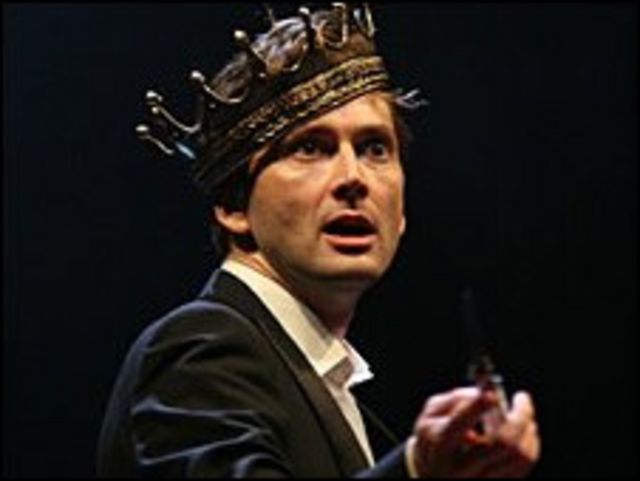 Kostum teater Shakespeare dijual - BBC News Indonesia