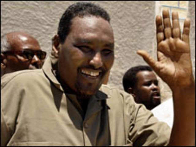 Maxamed Dheere: Waan afduubnaa ee ma xirneyn - BBC News Somali