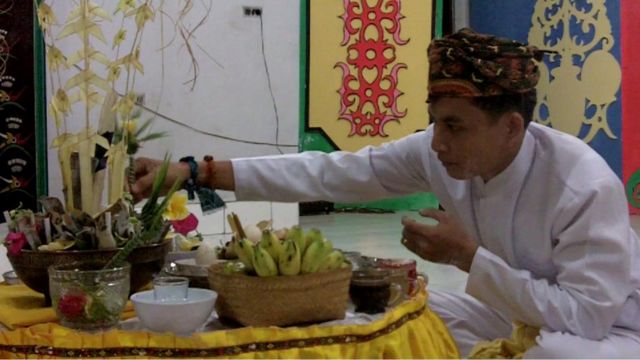 Mosaik agama asli Indonesia - BBC News Indonesia