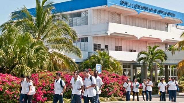Cuba: visita a la Escuela Latinoamericana de Ciencias Médicas - BBC ...