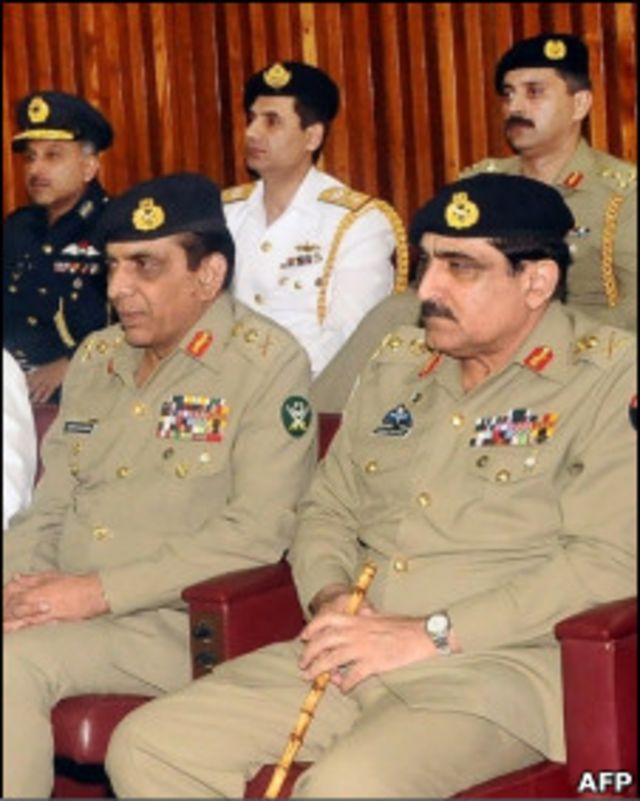 ناقدین کے لیے انتباہ - BBC News اردو