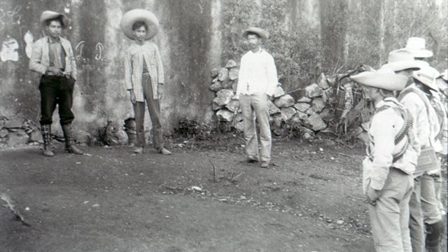 En fotos: la mirada femenina de la Revolución Mexicana - BBC News Mundo