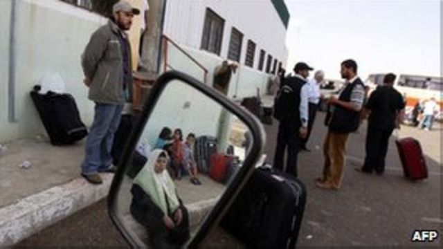 Mesir buka perbatasan Jalur Gaza - BBC News Indonesia