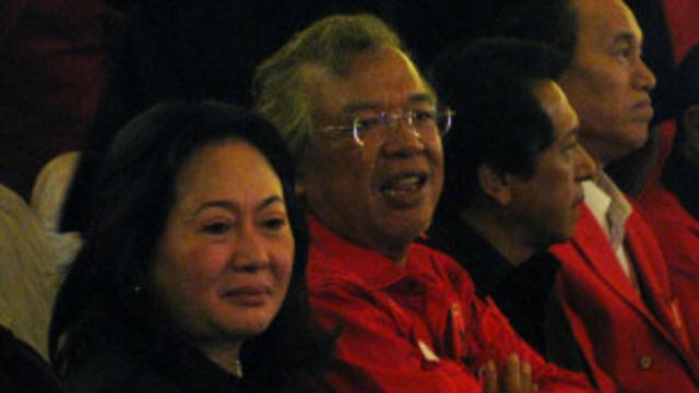 Panda Nababan divonis 17 bulan - BBC News Indonesia