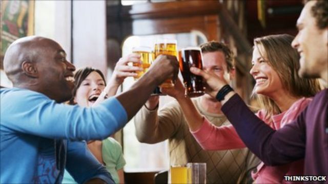 Google+ y el debate sobre los amigos vs. los conocidos - BBC News Mundo