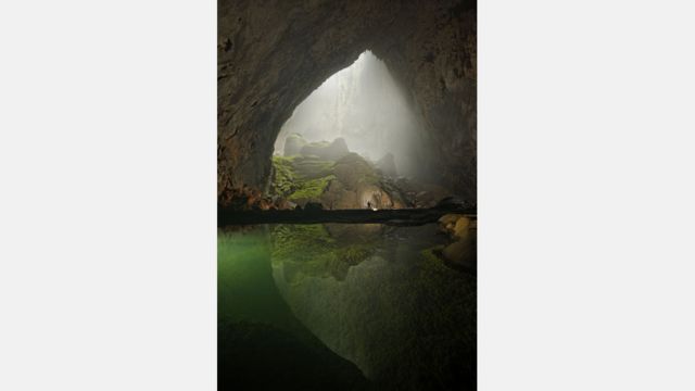 Fotógrafo registra maior caverna do mundo no Vietnã - BBC News Brasil