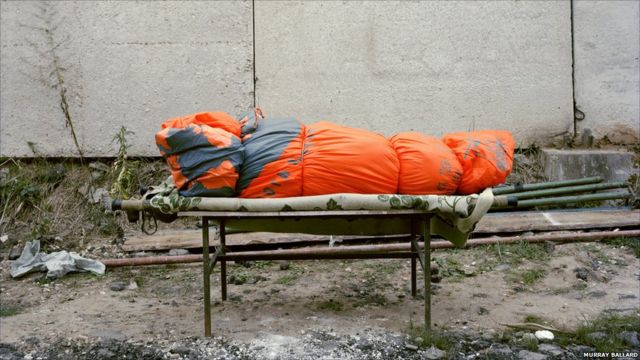 Fotógrafo mostra como funciona o processo de criogenia - BBC News Brasil