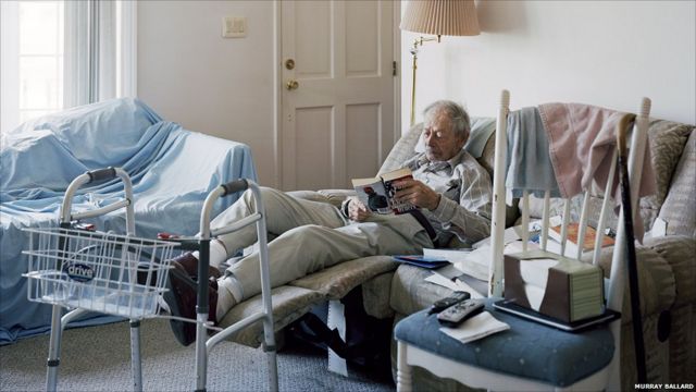 Fotógrafo mostra como funciona o processo de criogenia - BBC News Brasil