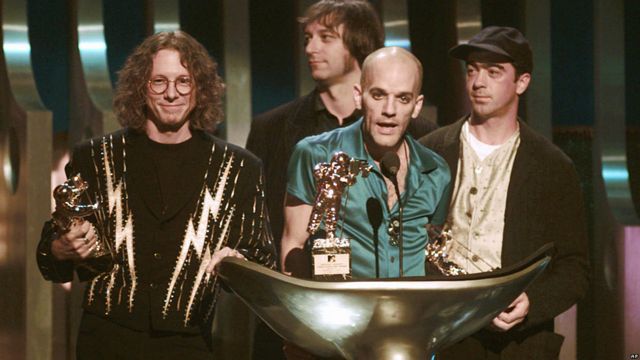 En fotos: REM, la historia de una banda que ya no lo es - BBC News Mundo