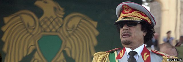 La muerte de Gadafi minuto a minuto - BBC News Mundo