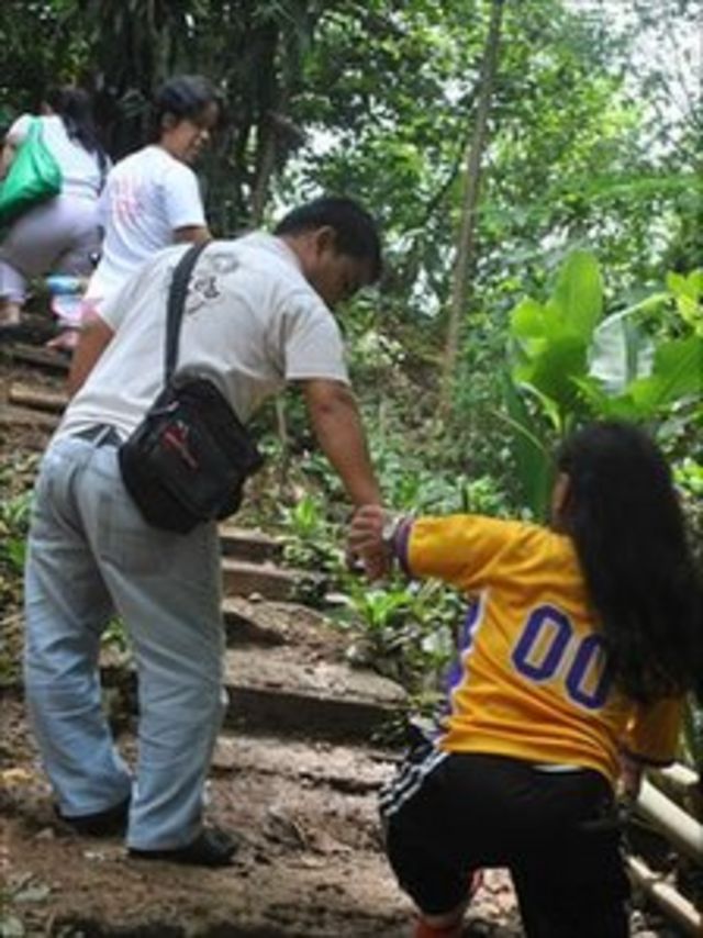 Enanos filipinos sueñan con su propia comunidad - BBC News Mundo