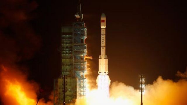 Cina siap luncurkan roket bahan bakar padat - BBC News Indonesia